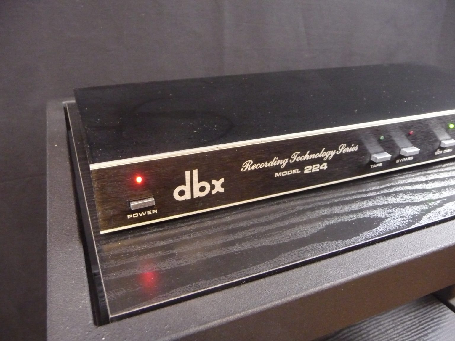 DBX 224 Noise Reduction System – Traverse Vintage Audio