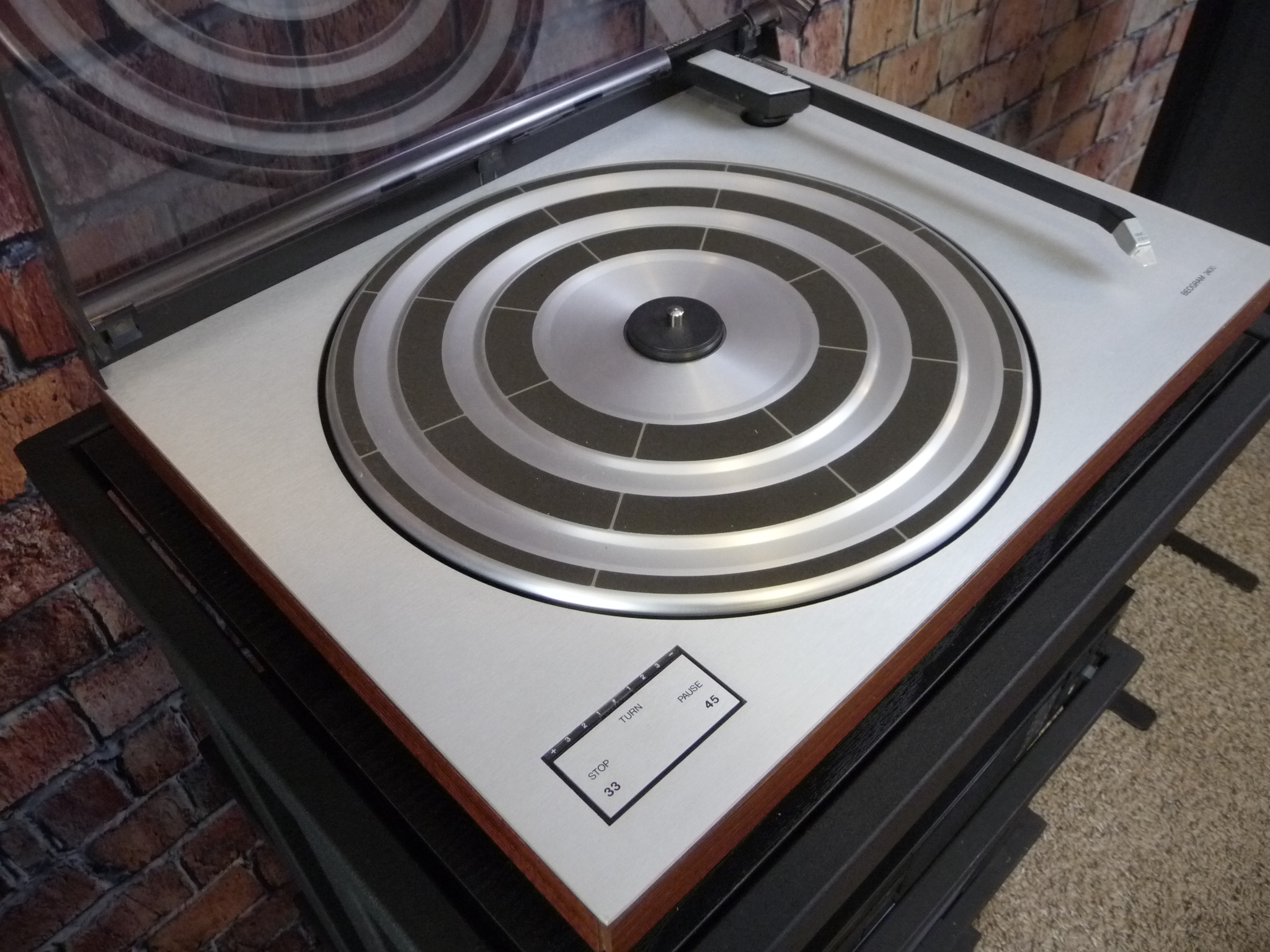 B&O Beogram 2400 turntable – Traverse Vintage Audio