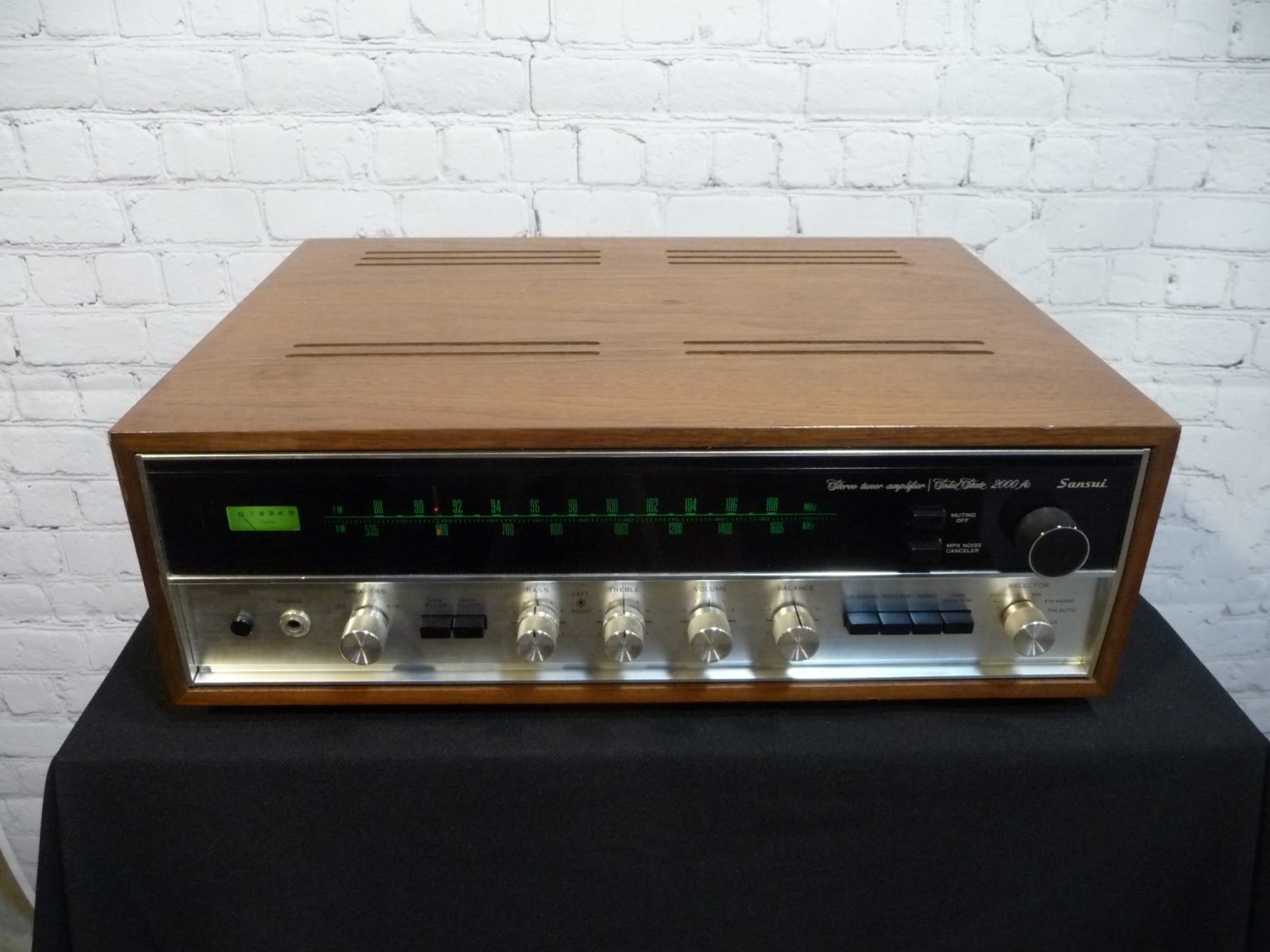 Sansui 2000A Receiver – Traverse Vintage Audio